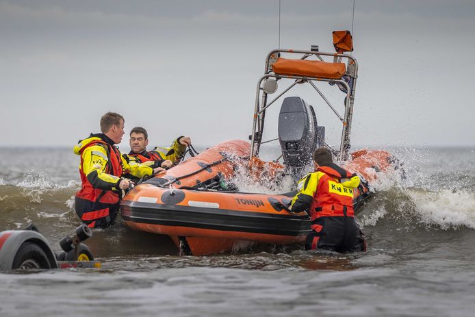Vermisten zoeken op zee: ‘We hebben weleens iemand aangetroffen die in ...