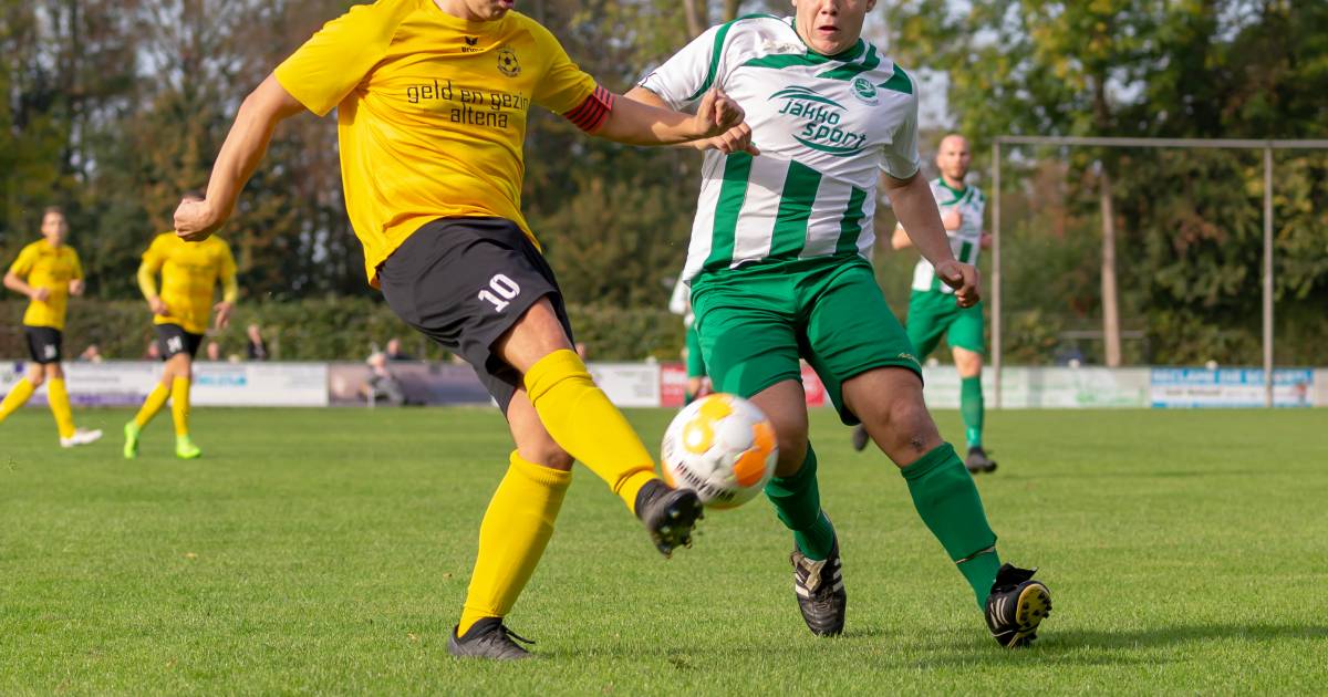 Kevin van Esch gedijt ook 'op 10' bij Wilhelmina'26 | Rivierenland | AD.nl