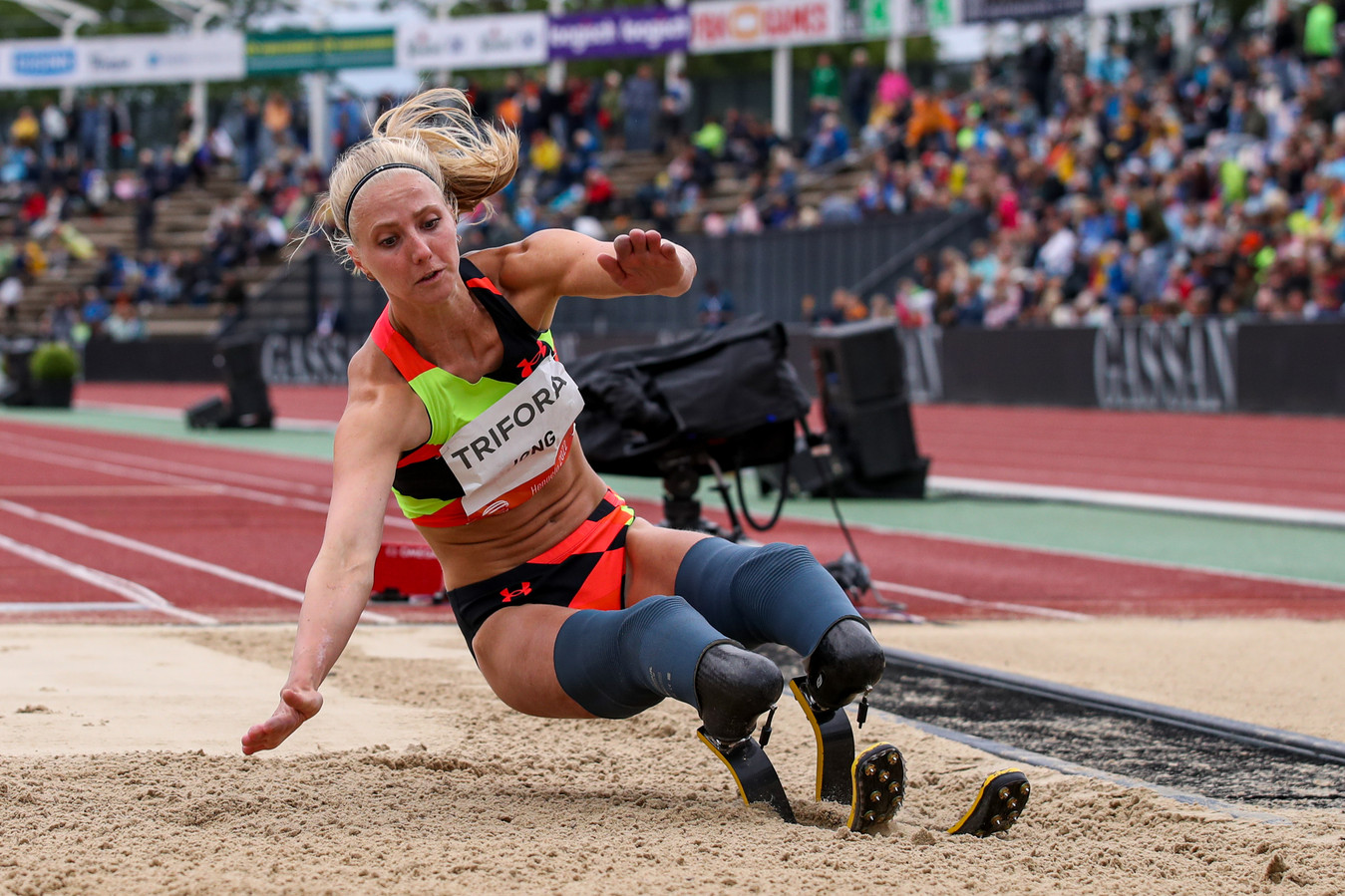 Fleur Jong als eerste paralympiër door FHM verkozen tot mooiste ...