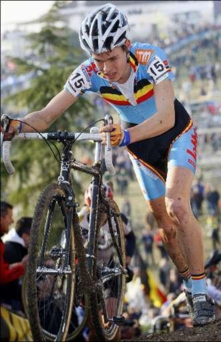 Niels Albert met groot gemak wereldkampioen beloften | De Morgen