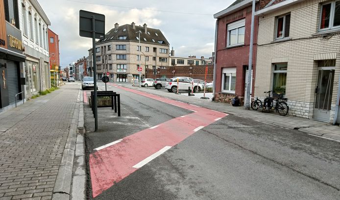 Kruispunt aan basisschool De Winde wordt verkeersveiliger gemaakt: “Echte fietspaden ...