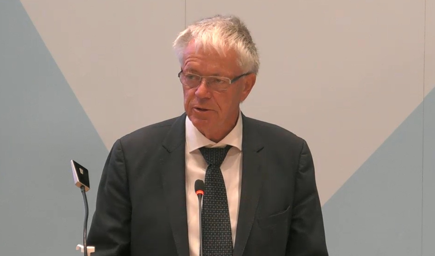 Flevolandse CdK Leen Verbeek diep door het stof: ‘Excuses aangeboden ...