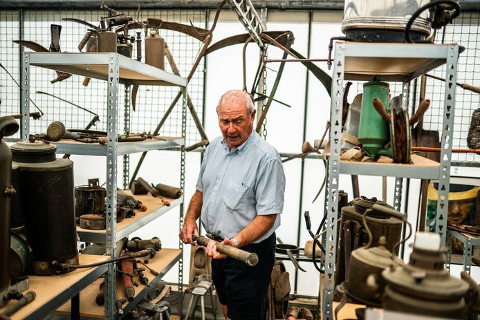 Herman (86) spoot vroeger de zwaarste gifsoorten: 'Ik werd altijd naar ...