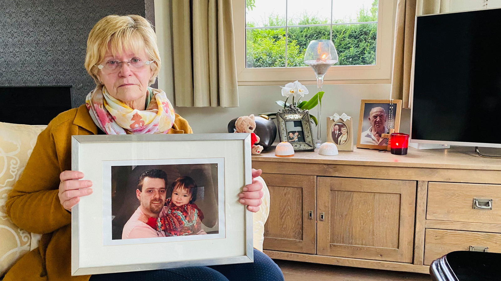 Moeder wil moordenaar van haar zoon bezoeken in gevangenis: "Ik wil ...