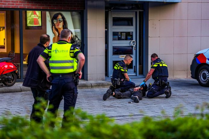 Meerdere gewonden en grote chaos bij vermoedelijke straatrace in ...
