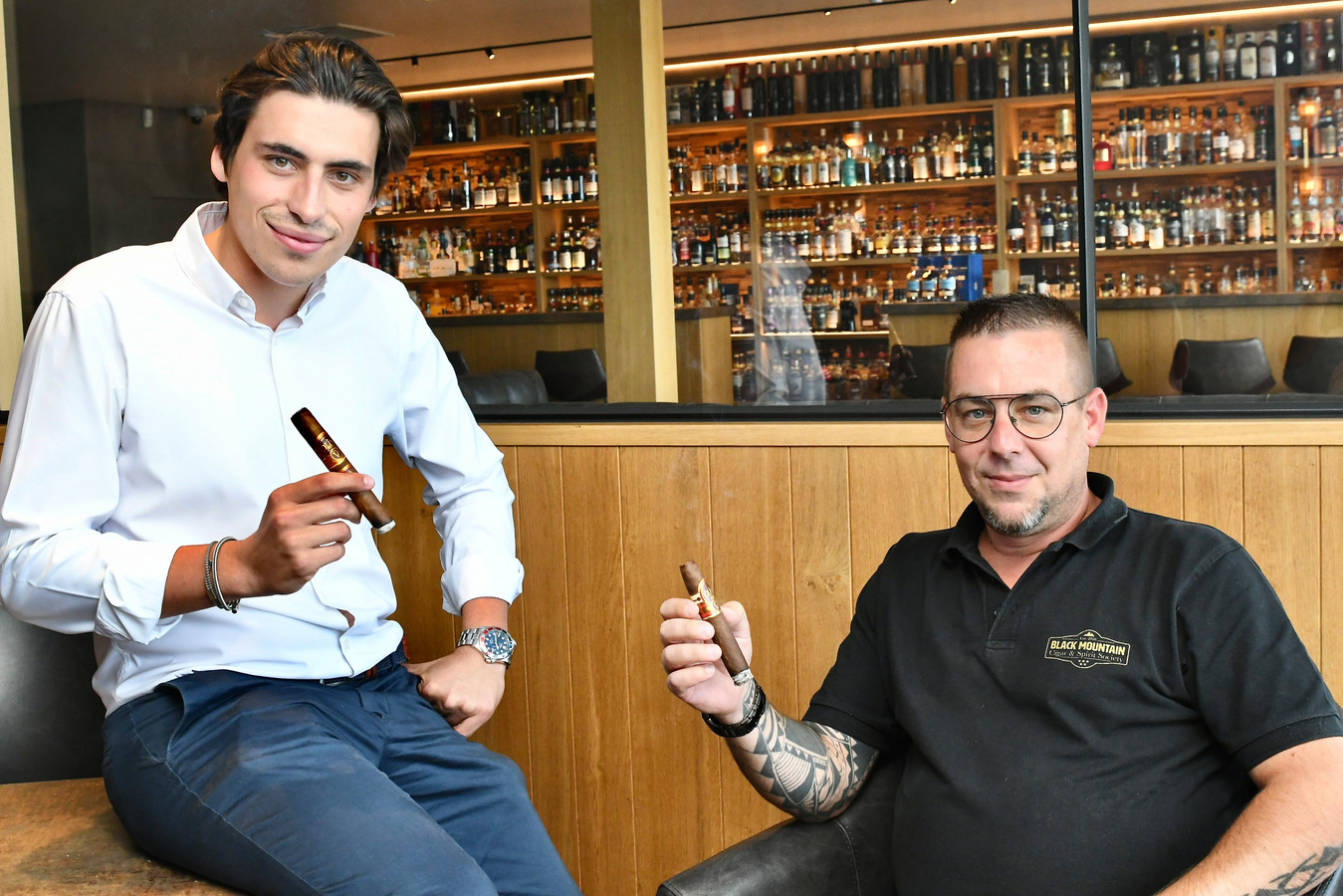 Gilles verdedigt Belgische eer op WK sigaar roken in Kroatië: “Totaal onvoorbereid vice-Belgisch ...