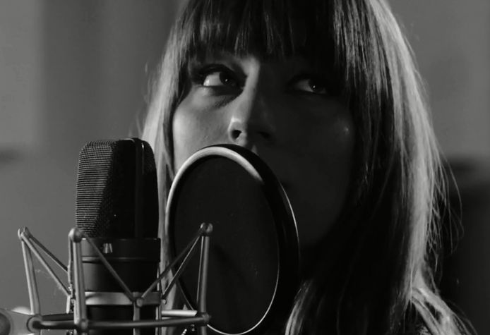 Zangeres Rondé kan zich met lied eindelijk uiten over verlies vader ...