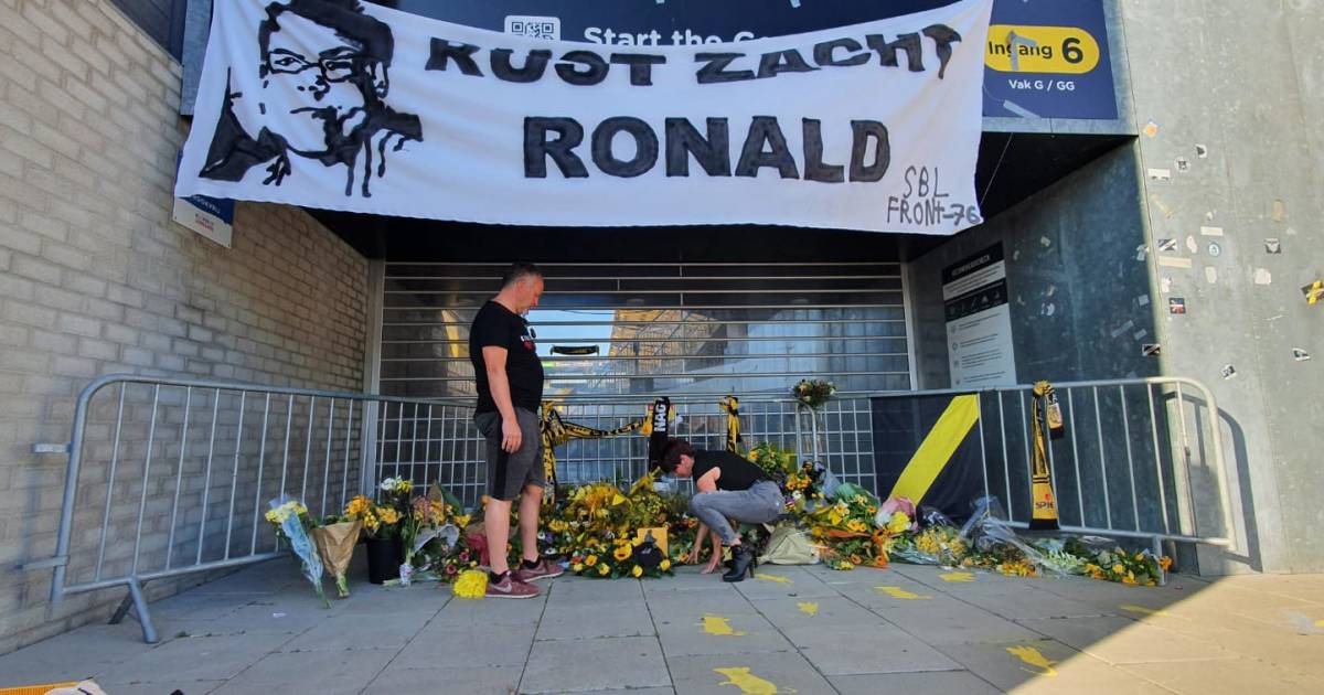 Eerbetoon aan overleden NAC-fan Ronald (34) bij Vak G in Breda: ‘Een ...