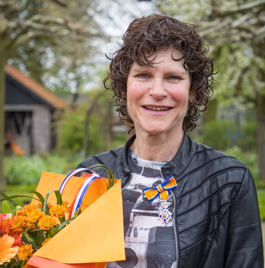 Zeven koninklijke onderscheidingen in de gemeente Bladel | Foto ...