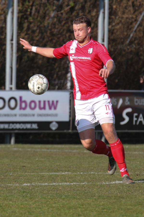 Roy van der Sar kan als voetballer en zanger het publiek weer vermaken: ‘Ik zing wel Frans ...