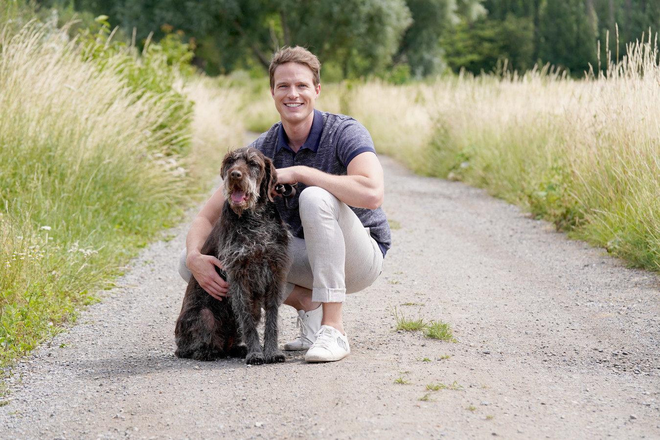 Gênant, de liefde bedrijven als Fifi meekijkt. Beseft je huisdier dat ...