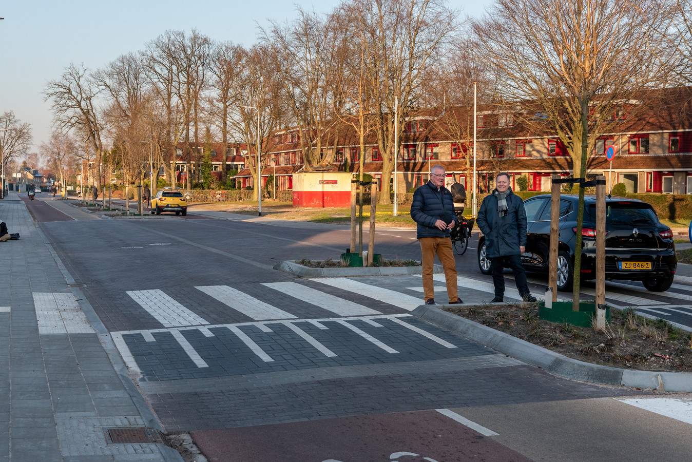 Zevenhuizerstraat in Hoogland is nu voor de helft 30 km: ‘Het werkt ...