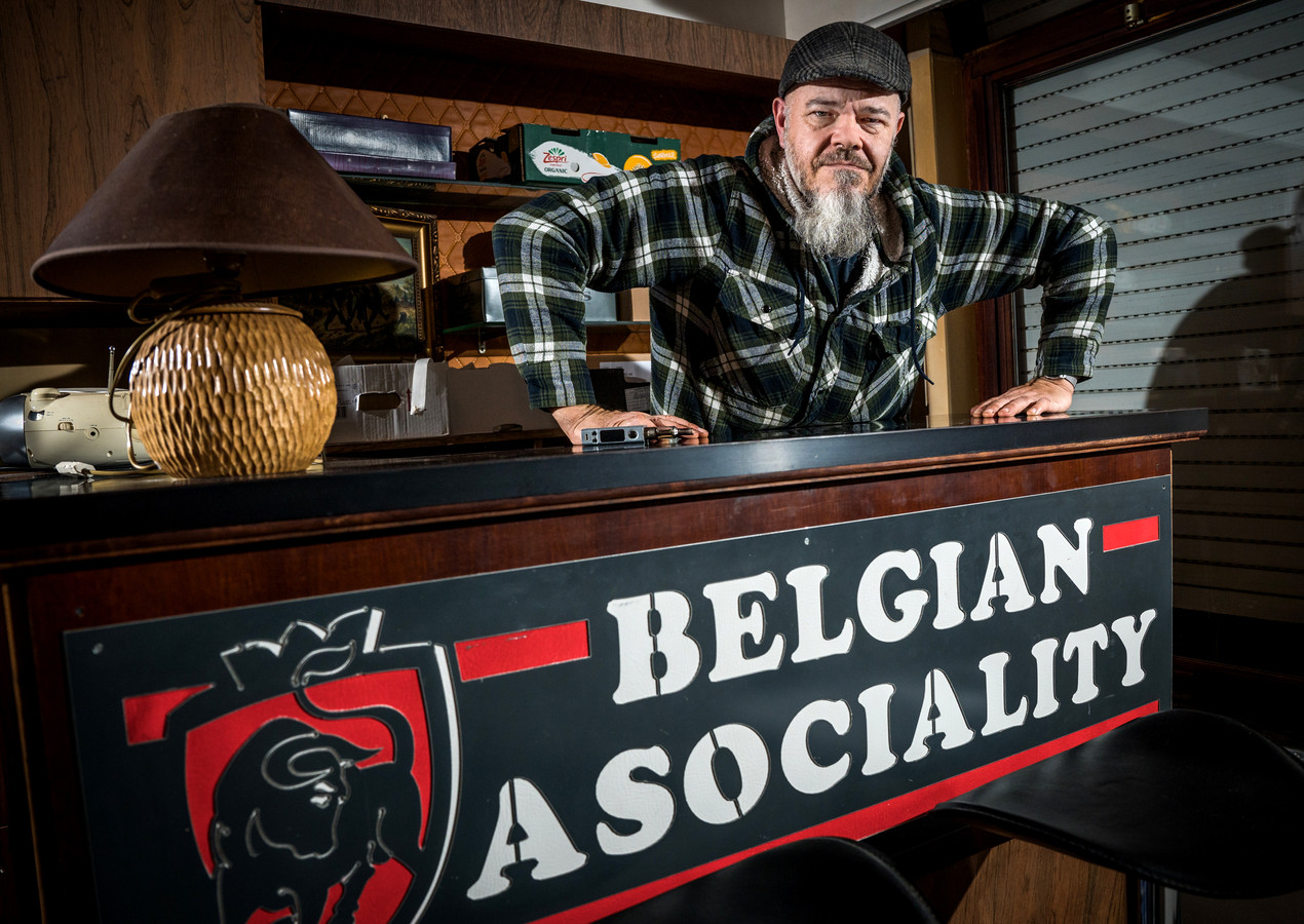 ANNO 2021. Mark Vosté (58) van Belgian Asociality: “Ik heb weer ...