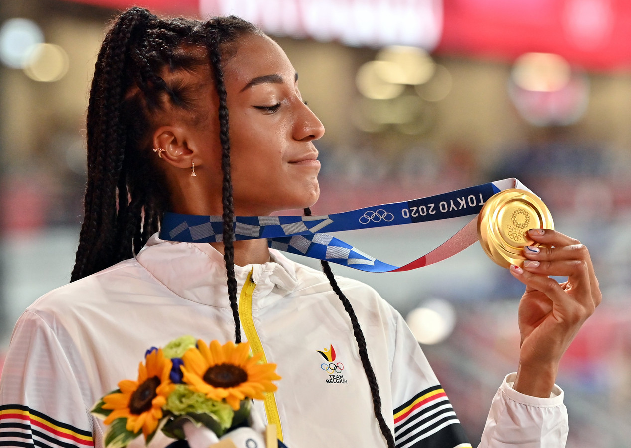 “Ik zie Thiam wel dat derde goud winnen”: Kim Gevaert warmt zich op ...