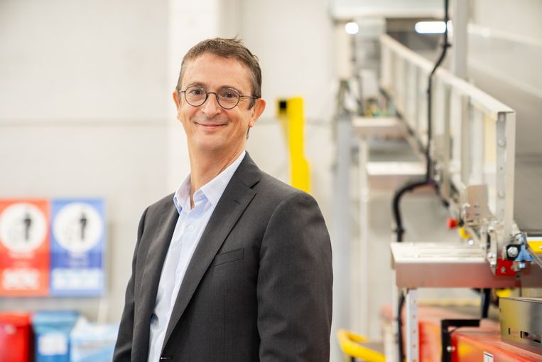 Return to sender voor Dirk Tirez: hoe de zoveelste CEO bij Bpost moet ...