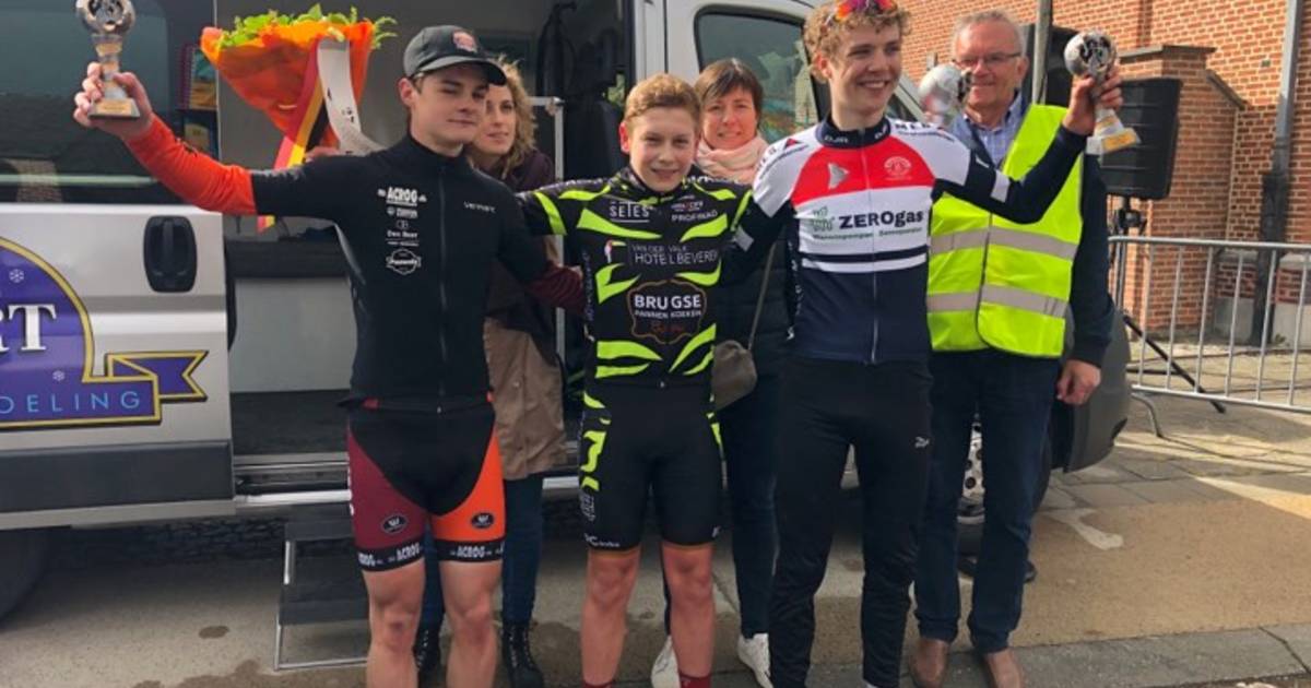 Vijftig nieuwelingen spurten voor winst in Sint-Joris-Weert | Oud ...