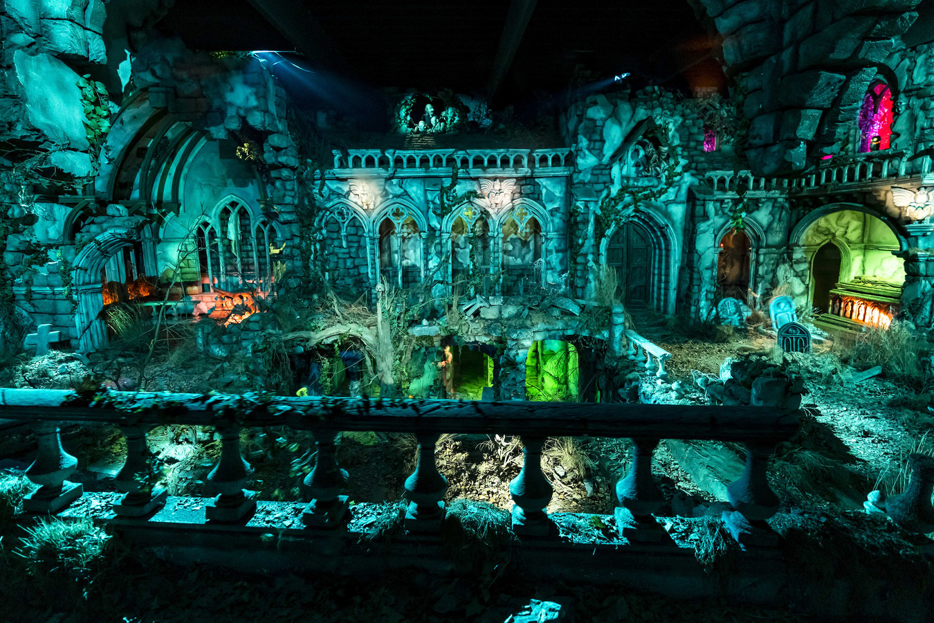 Opinie | Spookslot in de Efteling verdient bescherming tegen afbraak ...