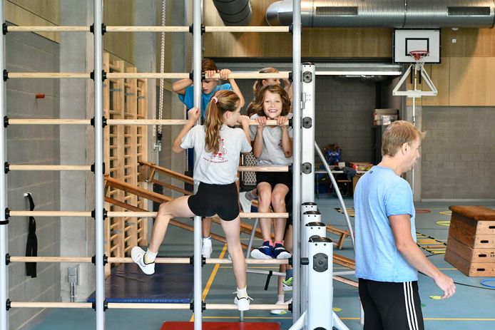 Vikingschool en De Hagewinde delen nieuwe sportzaal: “We kunnen veel ...