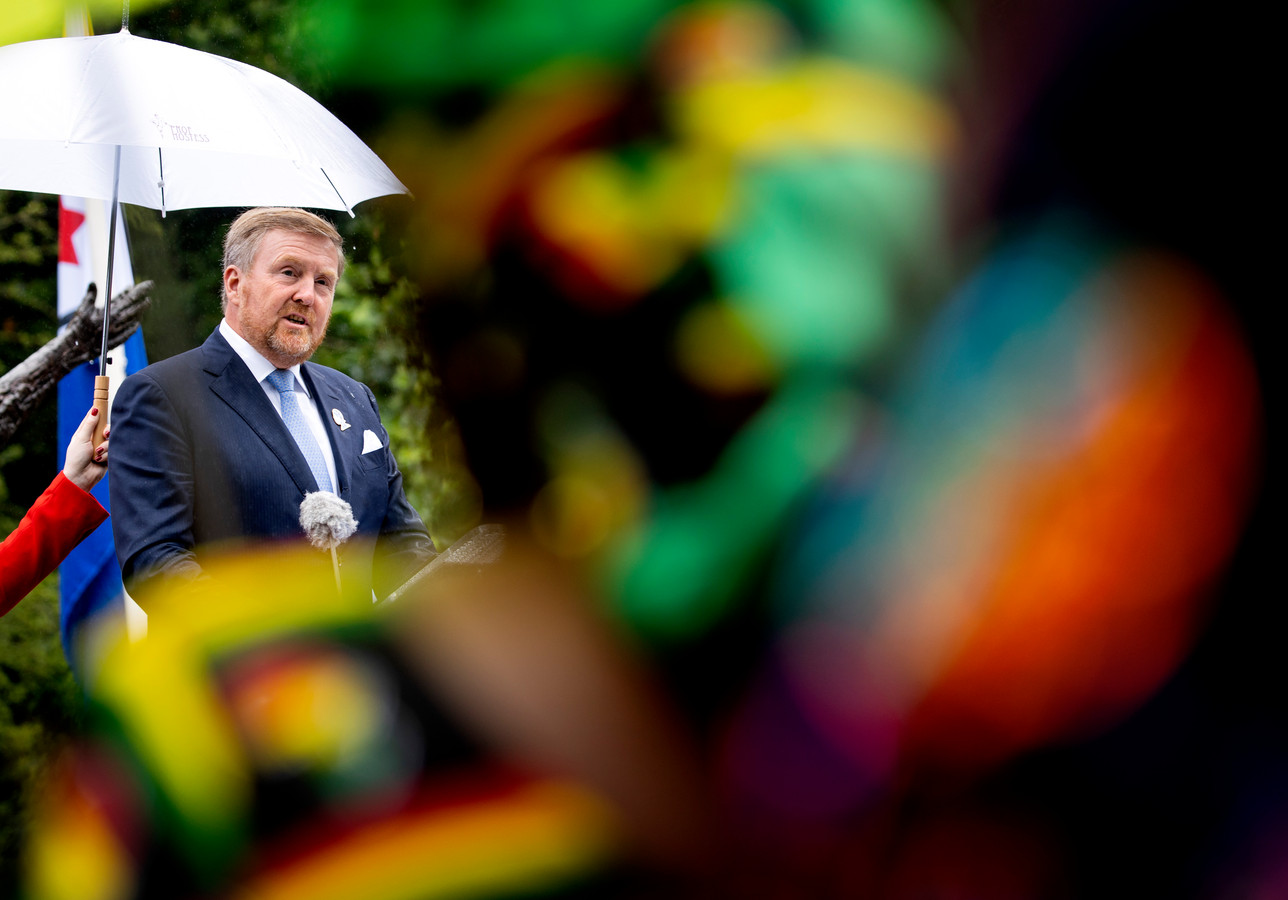 Koning Willem-Alexander maakt historische excuses voor ...