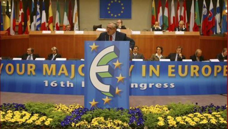 Europese Volkspartij blijft grootste formatie in Europa | De Morgen