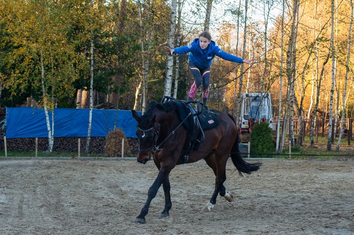 Turn eens op een rijdend paard: “Vooral evenwicht en kracht zijn bij ...