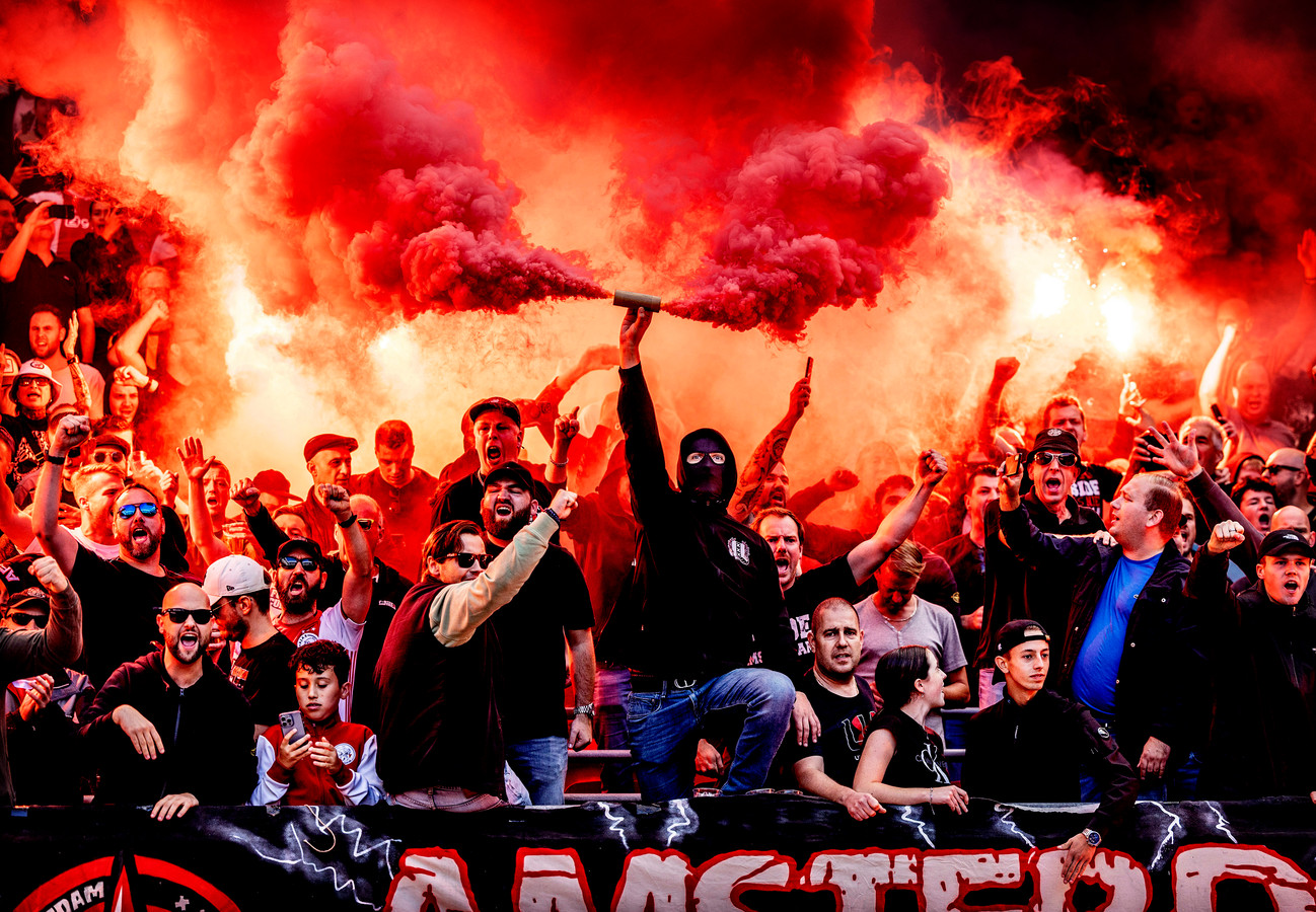 Justitie heeft probleem na spreekkoren: hooligans claimen bij rechter ...