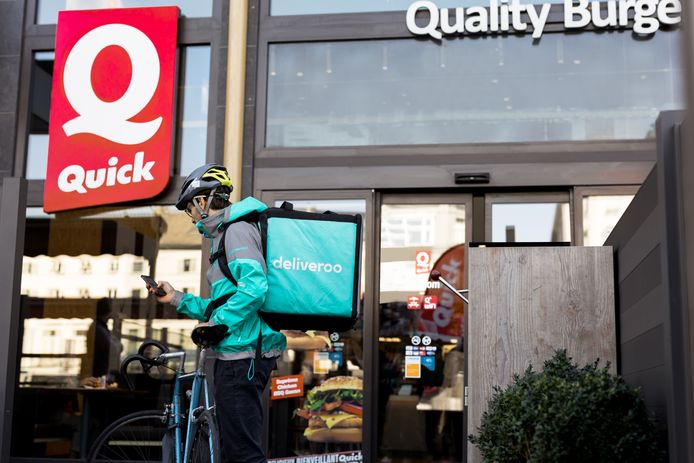 Quick levert aan huis met Deliveroo | De Krant | hln.be