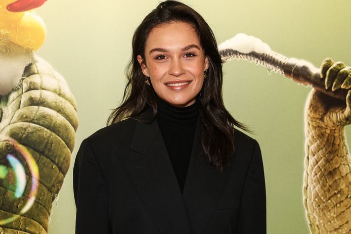 Holly Mae Brood en Emma Josten spelen hoofdrollen in historisch Twents epos Tegendraads | Show ...