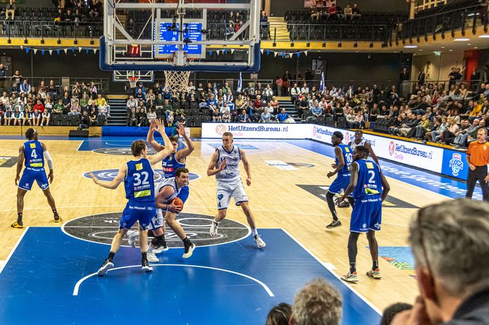 Landstede Hammers blijft op zoek naar nieuwe impulsen, Kroaat en ...