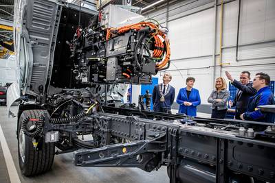 DAF vreest hobbels met laden voor elektrische trucks: ‘Kunnen ze wel de ...