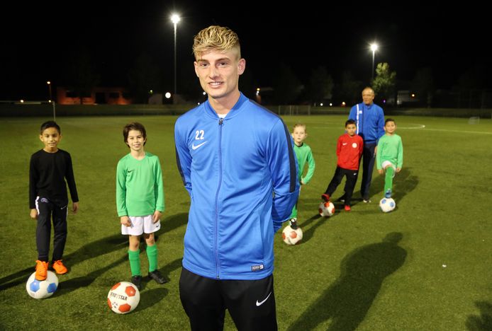 Een wedstrijd staat hoog op verlanglijstje van Haagse voetbalwereld ...