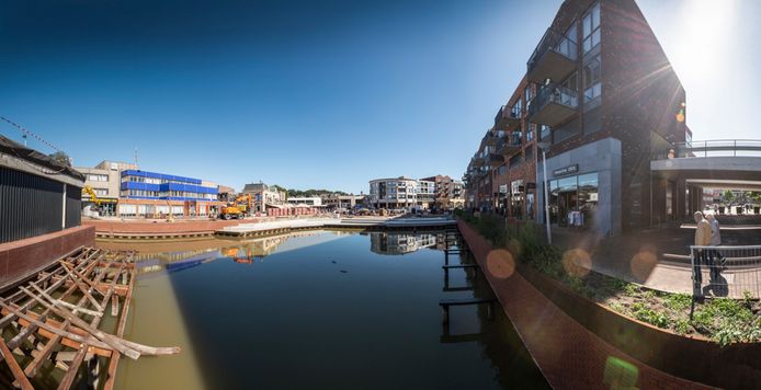Weer water in hartje stad: hoe blij zijn Almeloërs? | Almelo | tubantia.nl