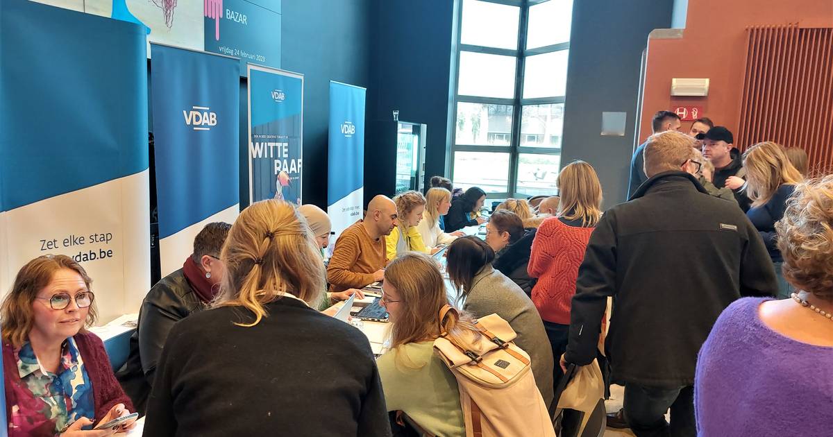 Jobdag voor Oekraïense vluchtelingen lokt 140-tal werkzoekenden ...