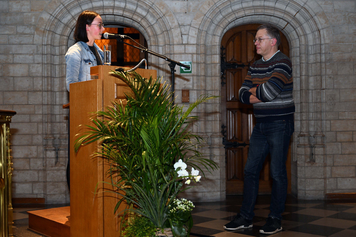 En de eerste ‘LeuvenEer’ gaat naar…dichter Peter Mangel Schots: “Erg ...