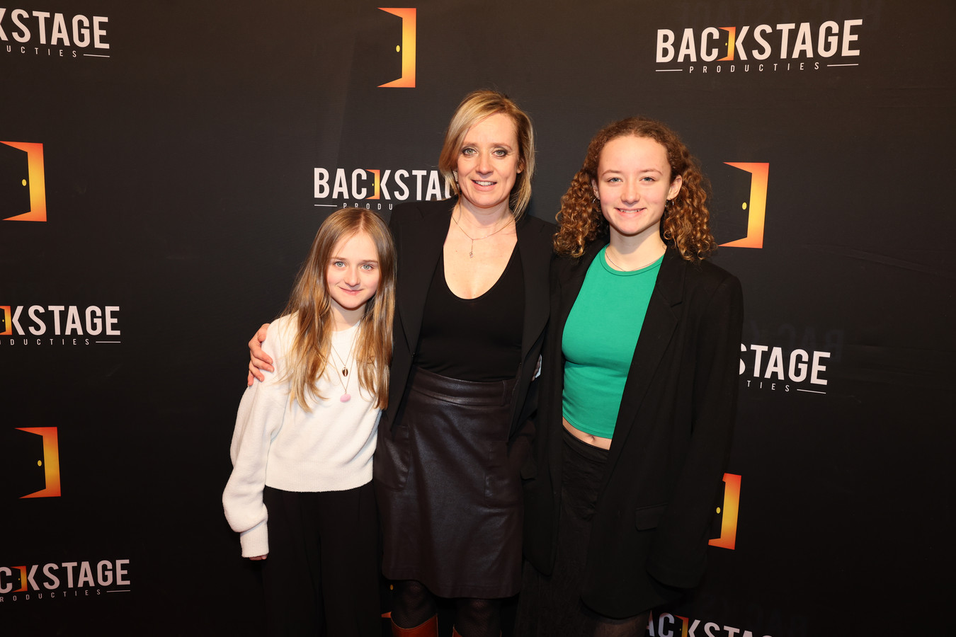 IN BEELD. Michel Van den Brande poseert met verloofde Sofie tijdens ...