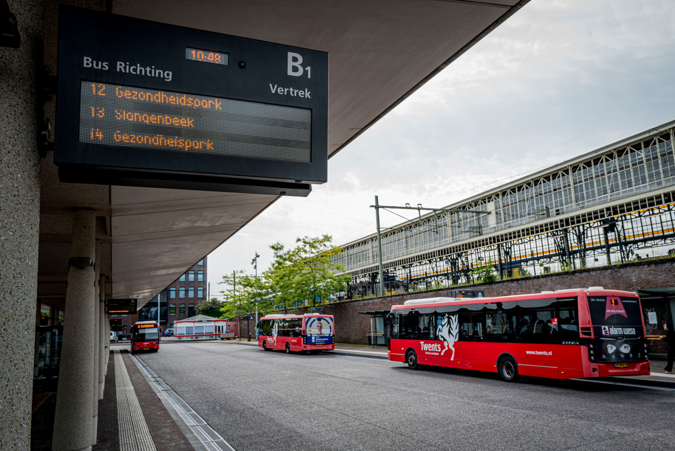 Eén minuut om over te stappen van bus naar trein? Arriva gunt Hengelose ...