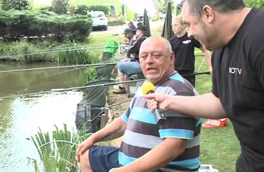 Dronken visser heeft internethit beet | Ninove | hln.be