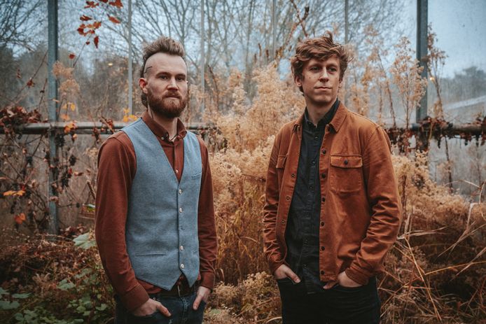 Zeelse kunstenaar Lander Cardon palmt week lang S.M.A.K. in met ...