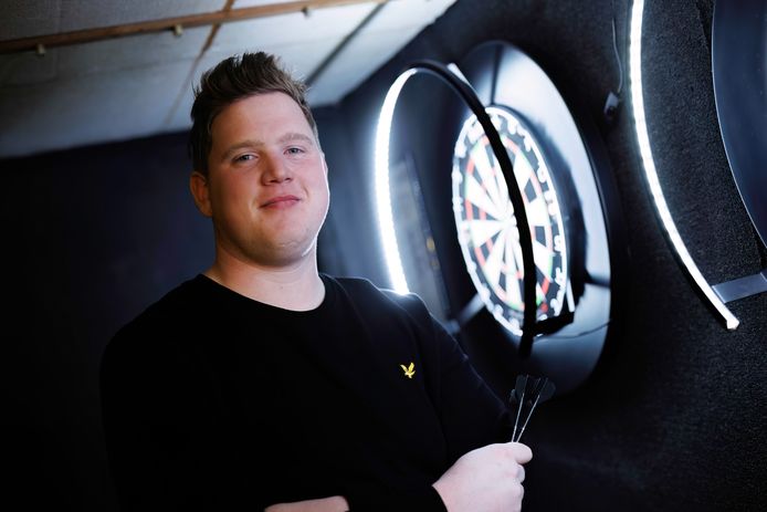 Darter Danny van Trijp verrast iedereen behalve zichzelf met WK-debuut ...