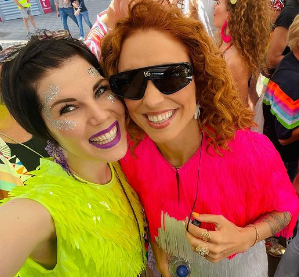 INTERVIEW. Kleurrijke advocate Davina Simons (28) behandelt zedendelin ...