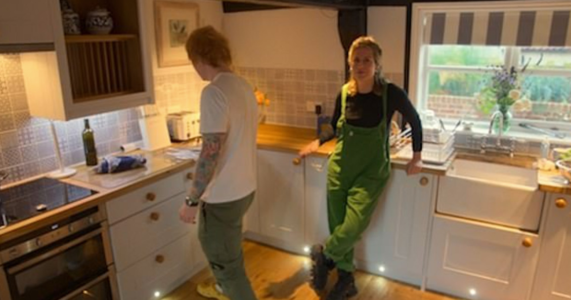 BINNENKIJKEN. Ed Sheeran toont voor het eerst beelden van gigantische ...