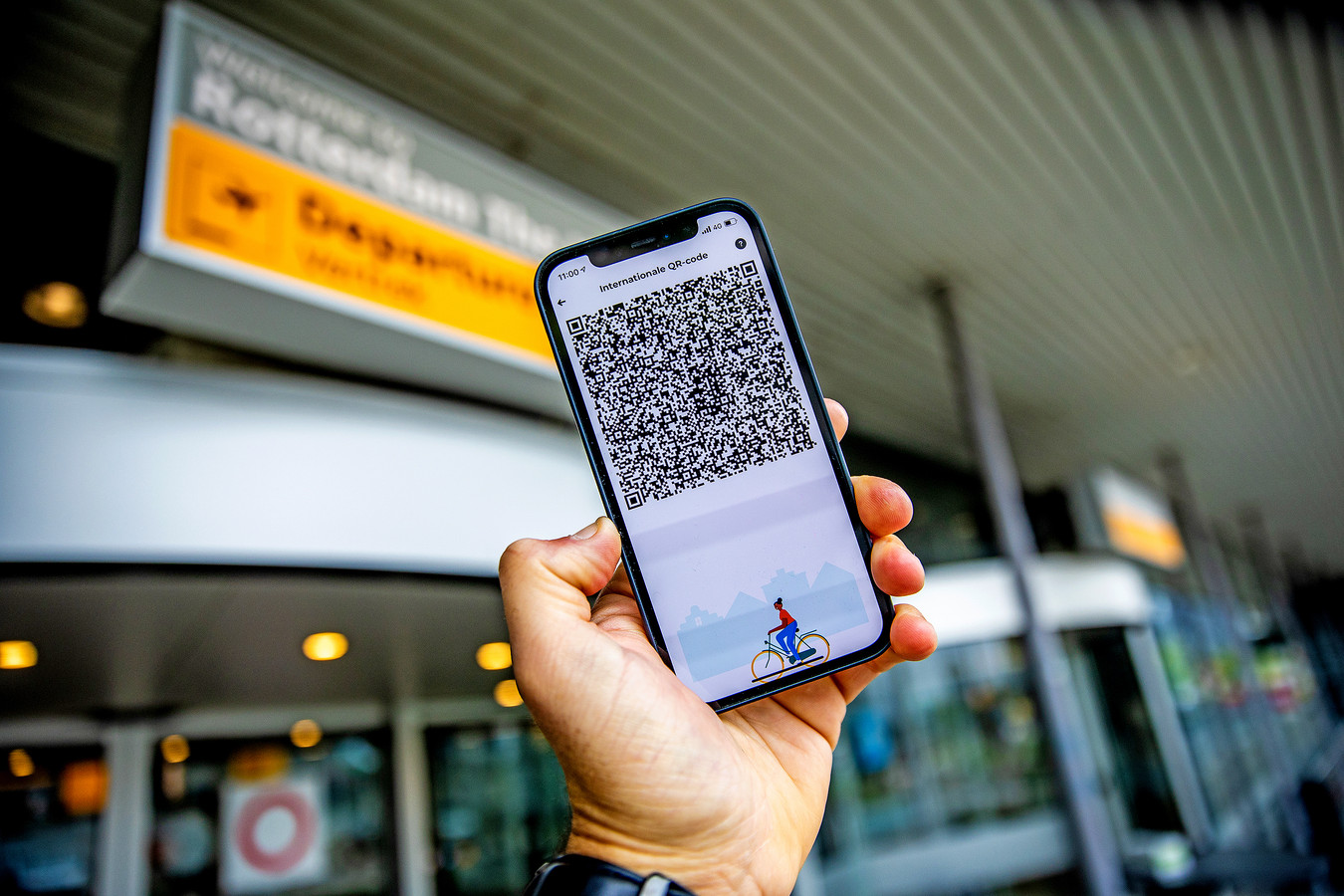 Veel onduidelijkheid over QR-codes en gratis testen bij reizen naar ...