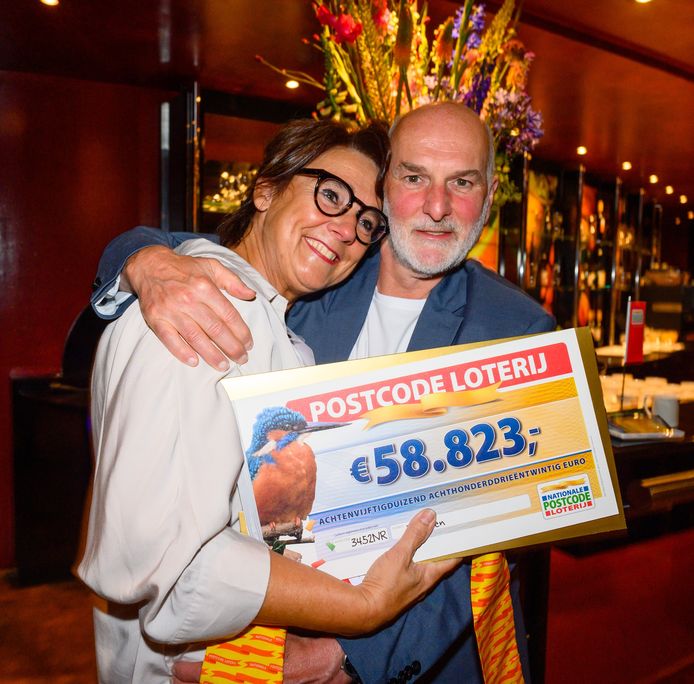 Straat in Vleuten wint 1 miljoen bij Postcode Loterij | Utrecht | AD.nl