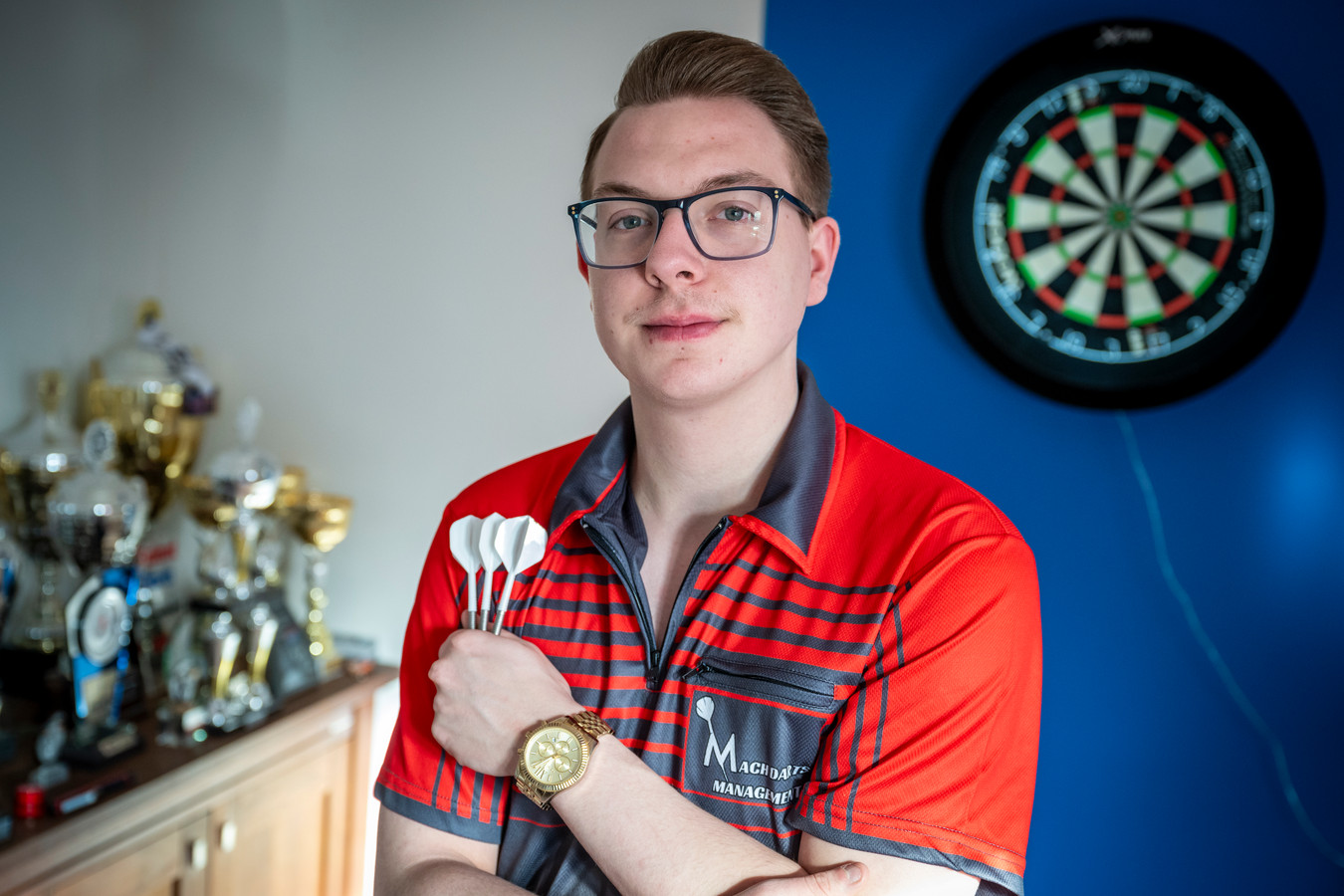 Jonge darter uit Oss overwon zware depressie en gaat nu vol voor zijn ...