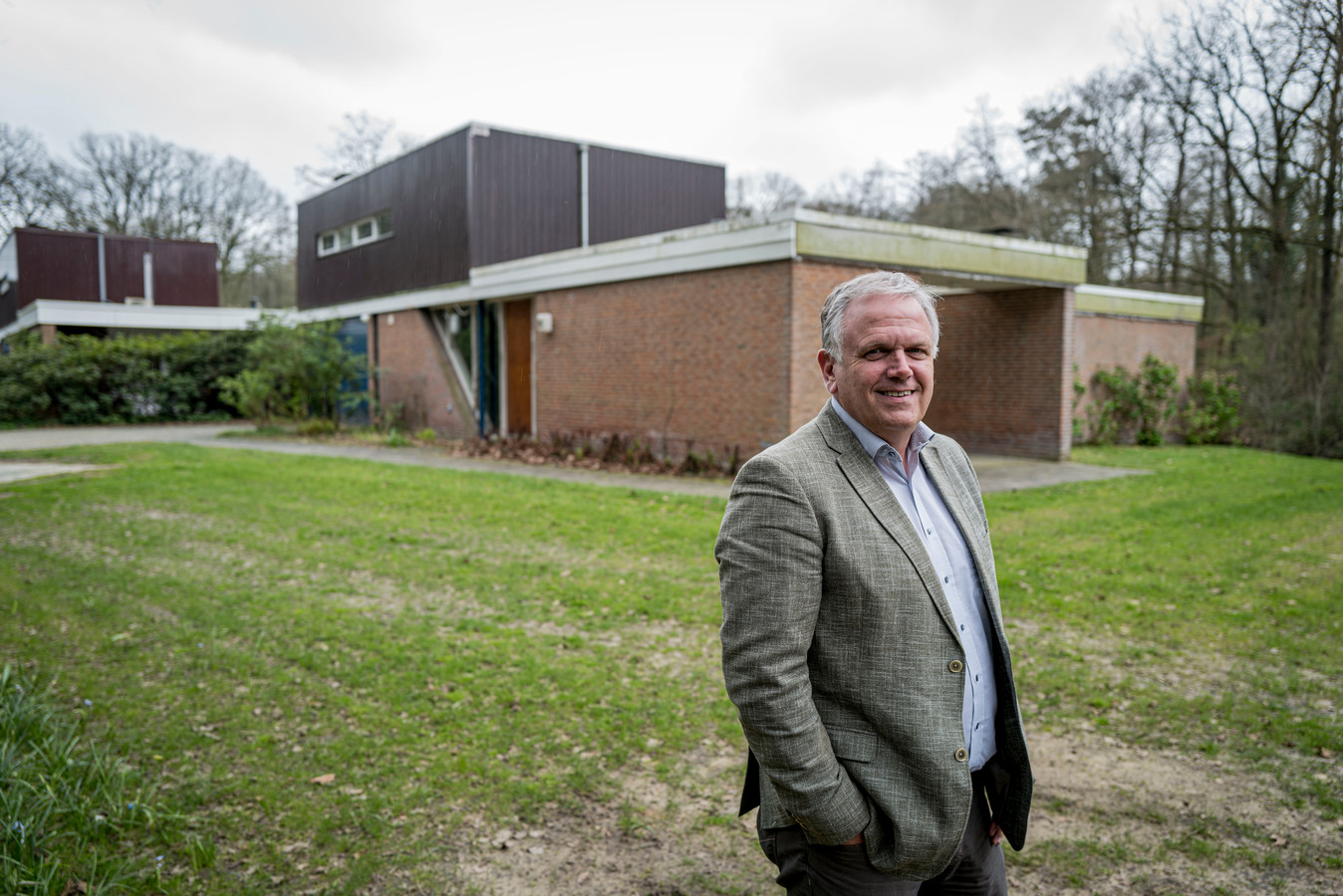 Villa in Enschede staat al halfjaar op Funda, maar is niet voor ...