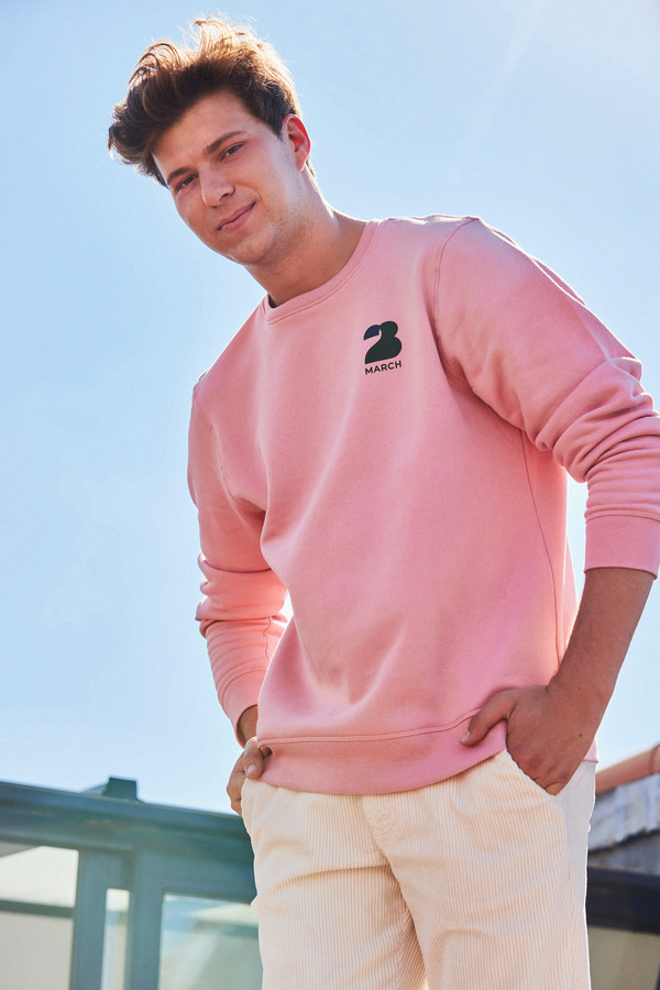 Berre (21), de zanger waar elk tienermeisje nu van droomt. “Ik wil ooit ...