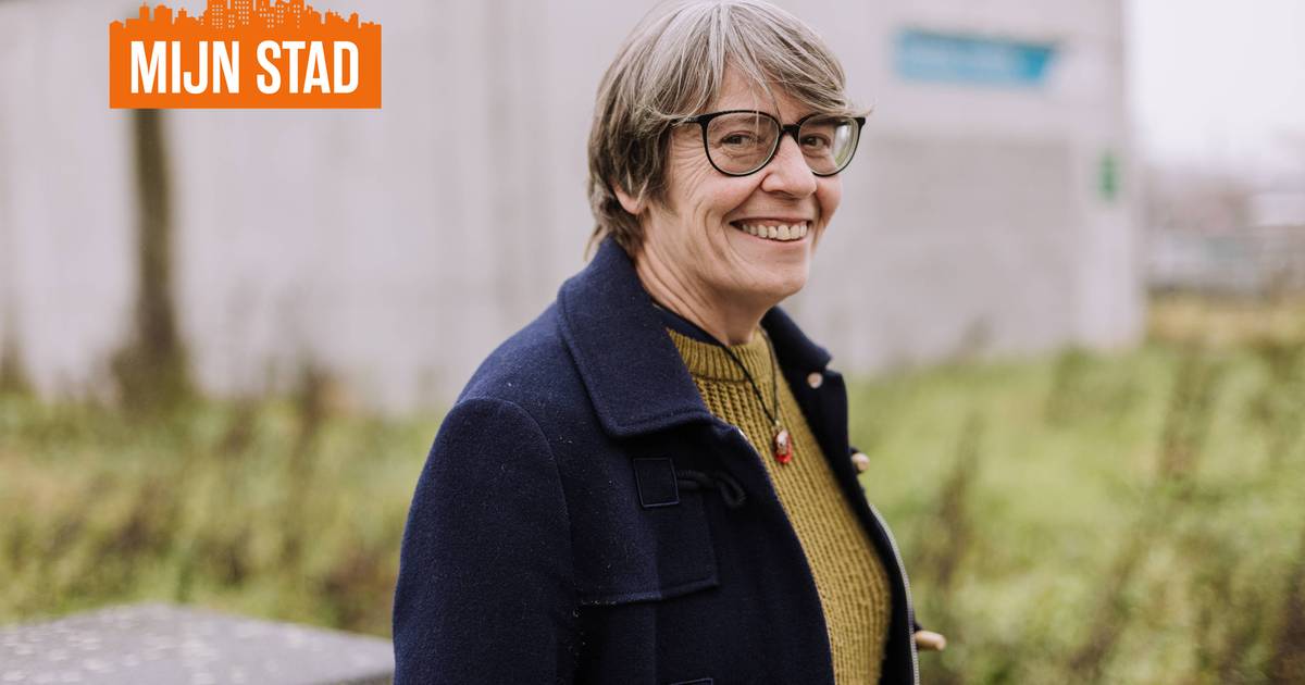 MIJN STAD. Ilse Everaert, die van het Laurentplein het Luisterplein ...