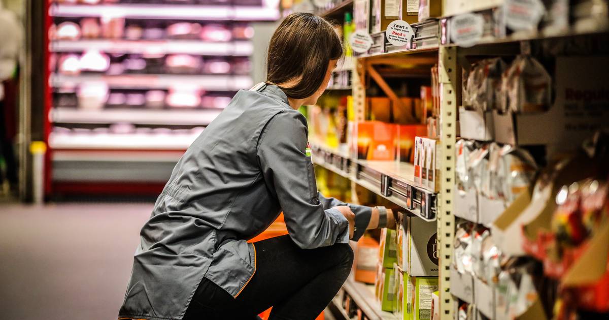 Les rayons vides menacent dans les supermarchés en raison de la guerre ...