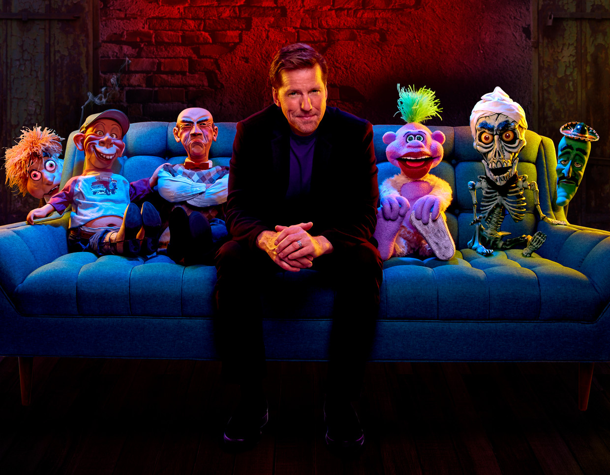 Buikspreker Jeff Dunhams Achmed the dead terrorist roept nu: ‘Silence ...