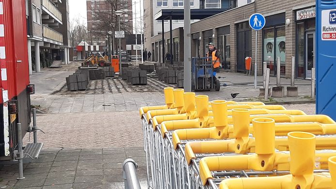 Winkelcentrum Lindenburg krijgt nieuwe promenade | Roosendaal | AD.nl